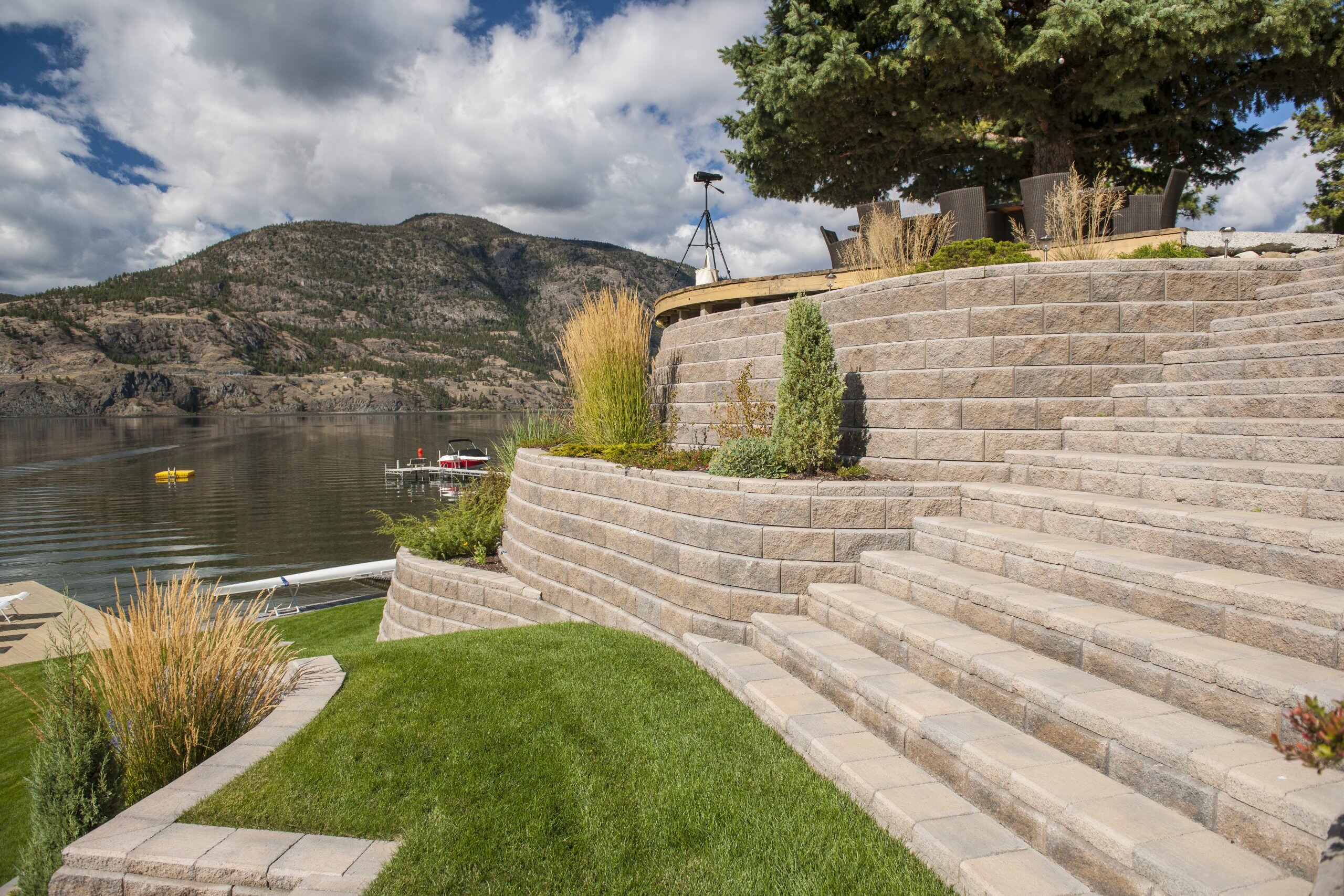 The Best Retaining Wall Product You Can Get