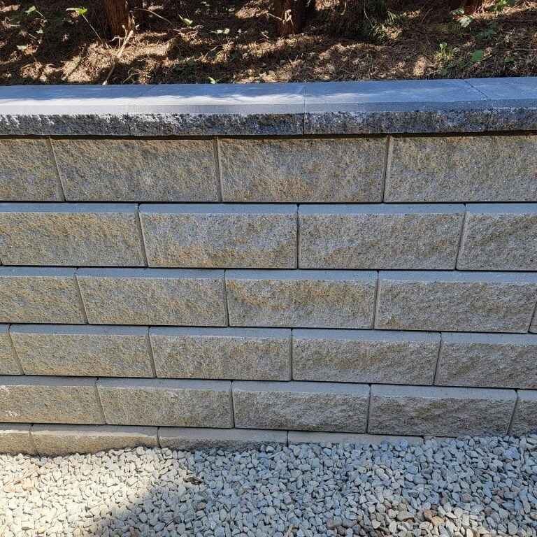 Allan Block Retaining Walls Colors Allan Block Vs Timber Retaining